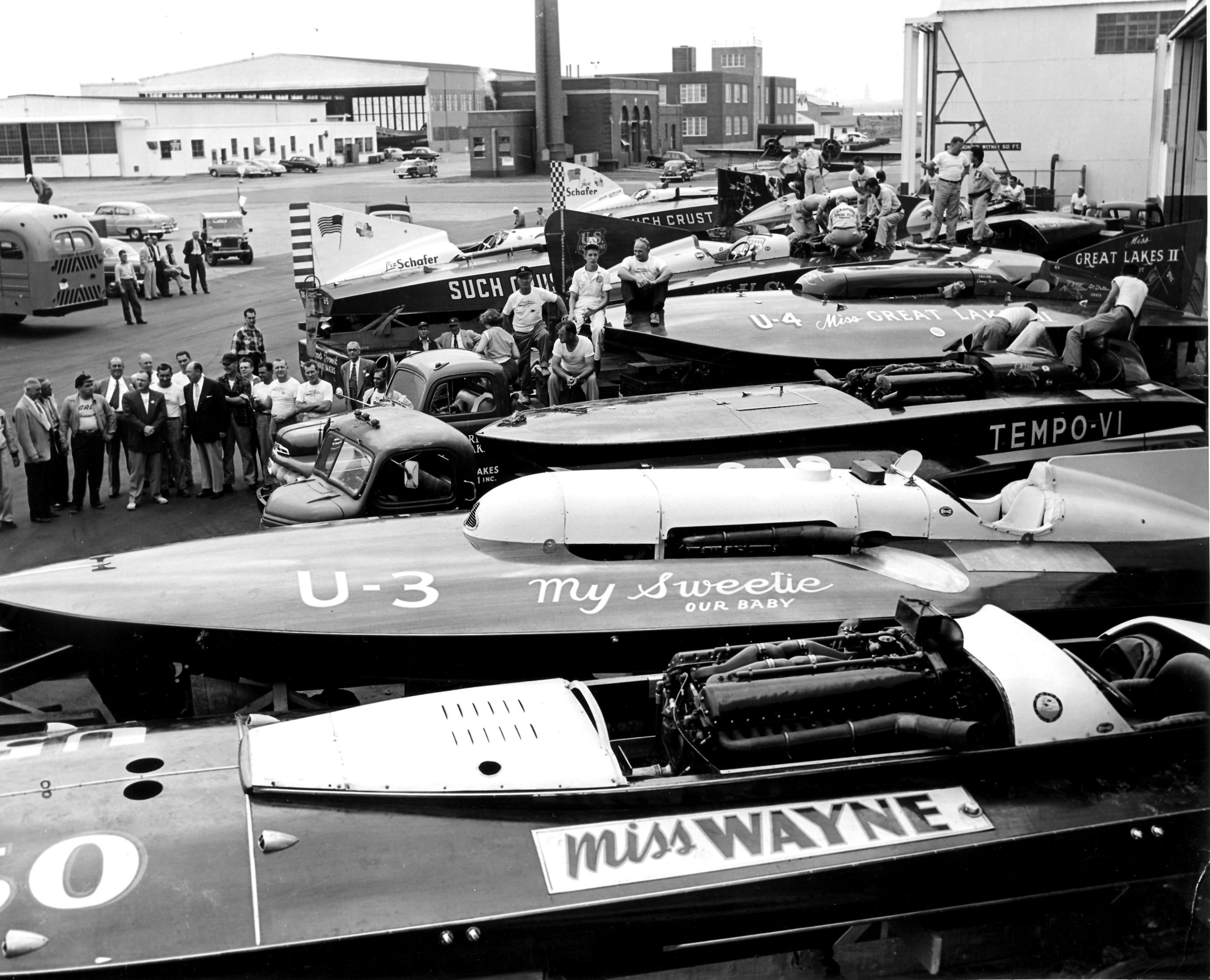1953 Presidents Cup - Gold Cup Craft Begin Arriving to Compete In Week ...